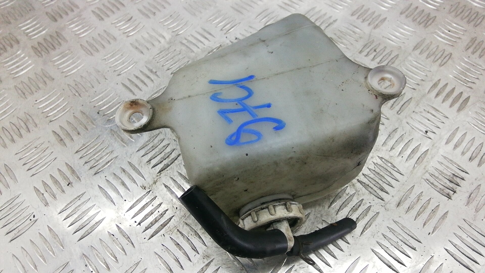 Бачок расширительный MITSUBISHI L200 K7T, Номер MR127441, MR241073