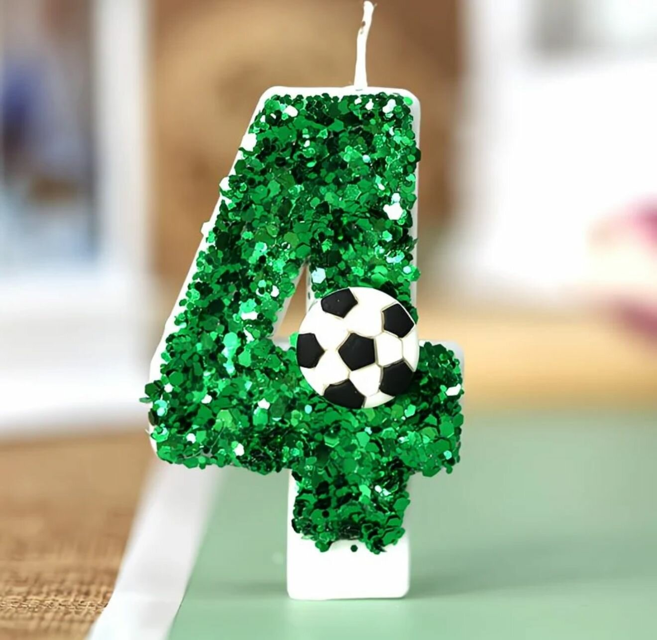 Свеча "Цифра 4 с мячом", для торта, с декором футбольного мяча, зеленая, 7.5 см