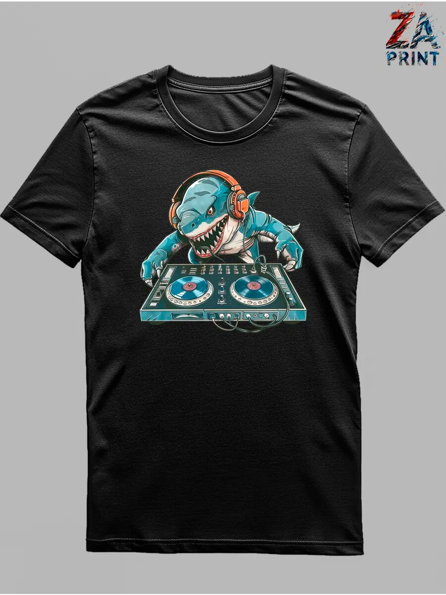 Футболка диджей акула
