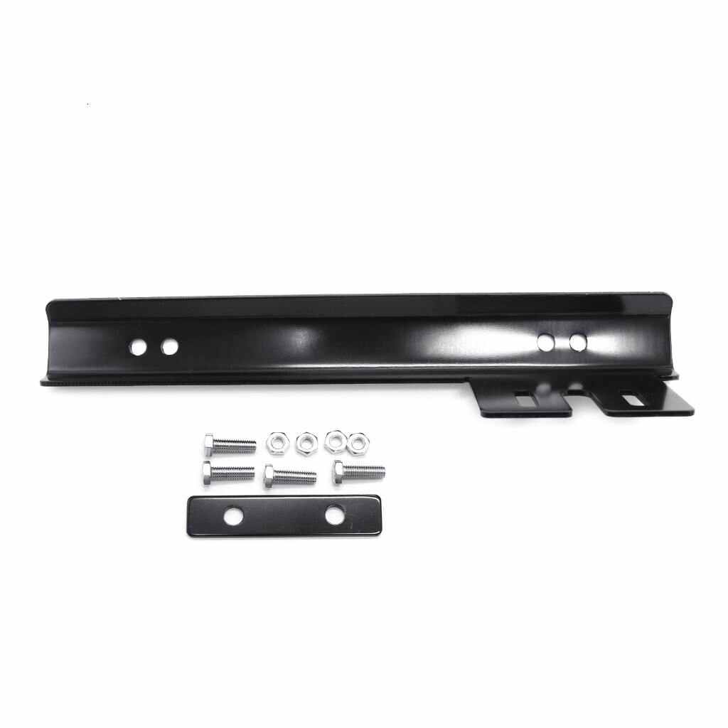 Кронштейн для крепления номерного знака на переднем бампере