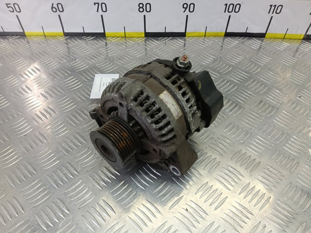 Генератор Б/У для LAND ROVER DISCOVERY III (2004—2009) YLE500200