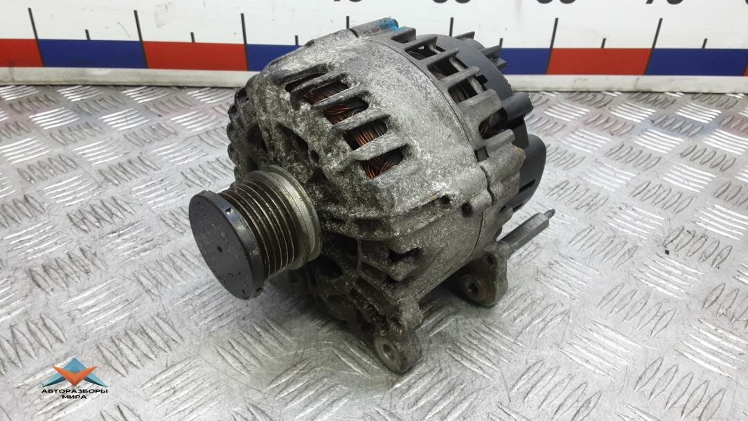 Генератор Skoda Octavia 3 (A7) 2014 03L903023L