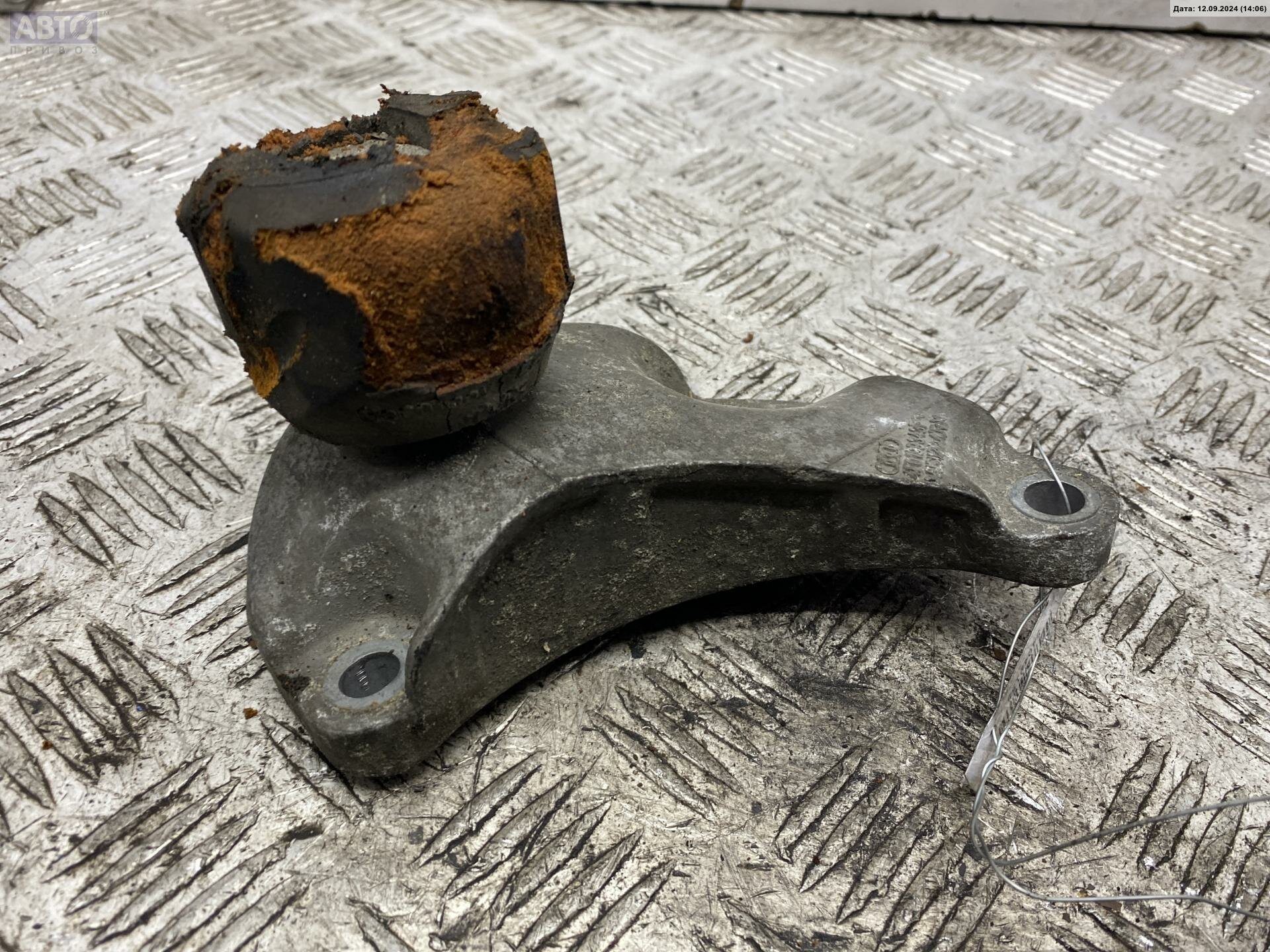 Кронштейн двигателя опорный Audi A6 C6 (2004-2011)