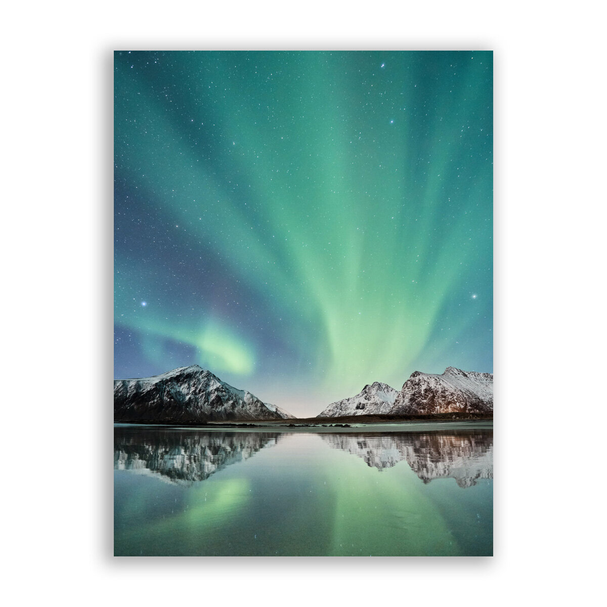 Постер, плакат на бумаге / Природа Норвегии - Пейзаж. Северное сияние / Размер 30 x 40 см