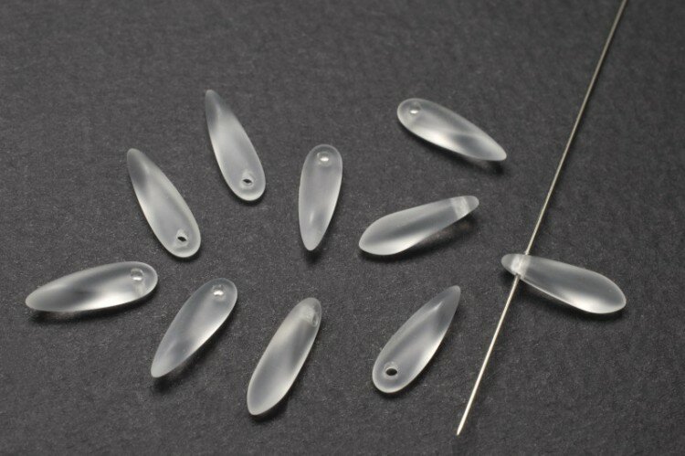 Бусины Dagger beads 11х3мм, отверстие 0,8мм, цвет 00030/84110 Crystal, матовый, 736-121, 10шт