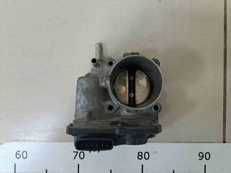 Заслонка дроссельная электрическая Toyota Corolla E150 2006-2013 кат.номер: 2203037050