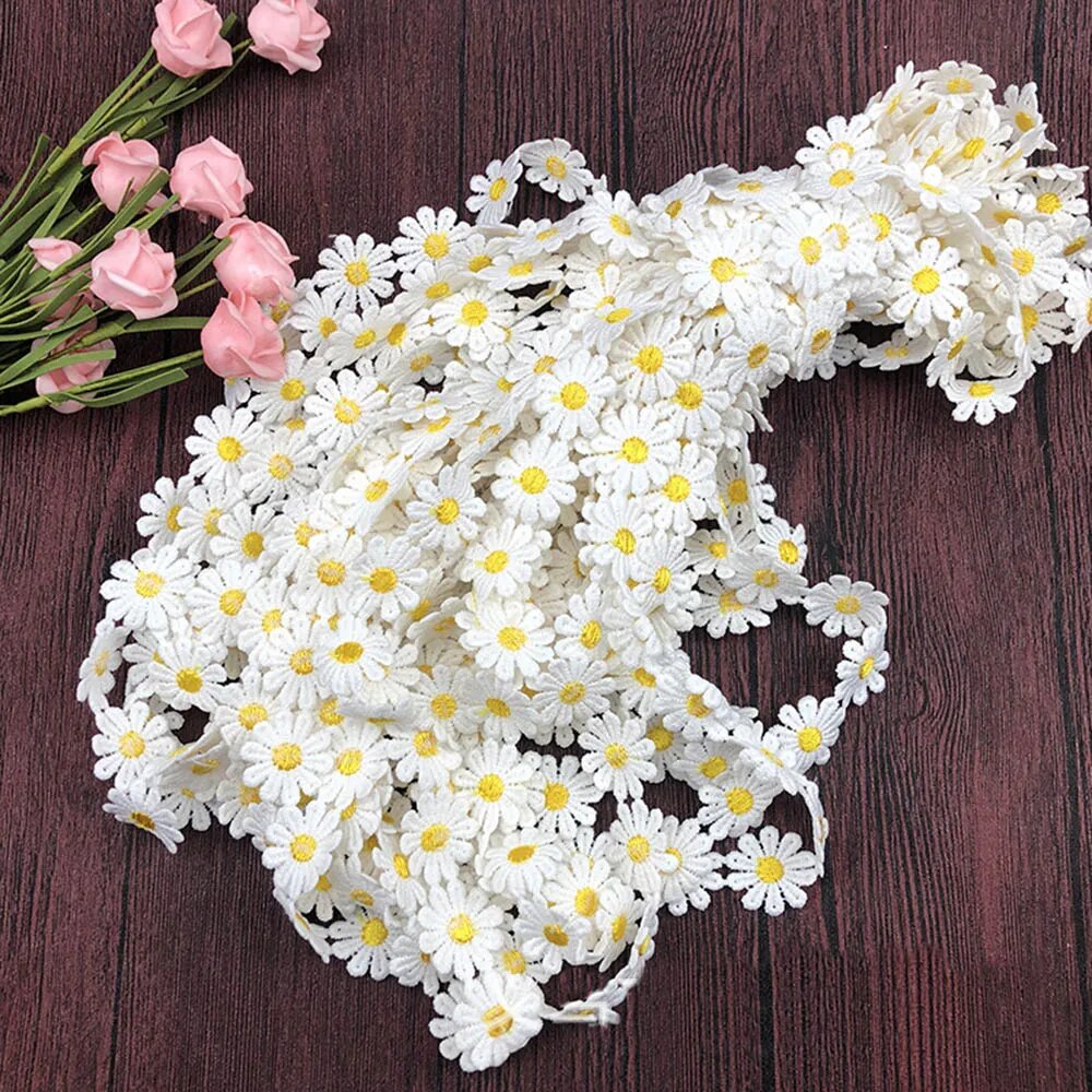 Кружевная лента белая с цветами, 2.3см, 1 Yard