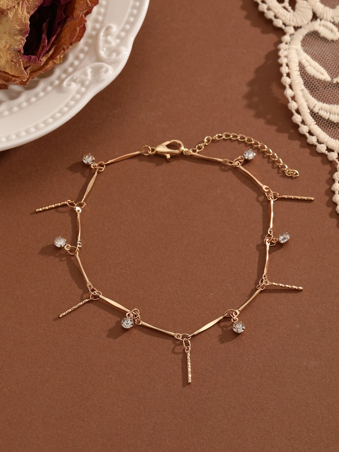 Браслет на ногу