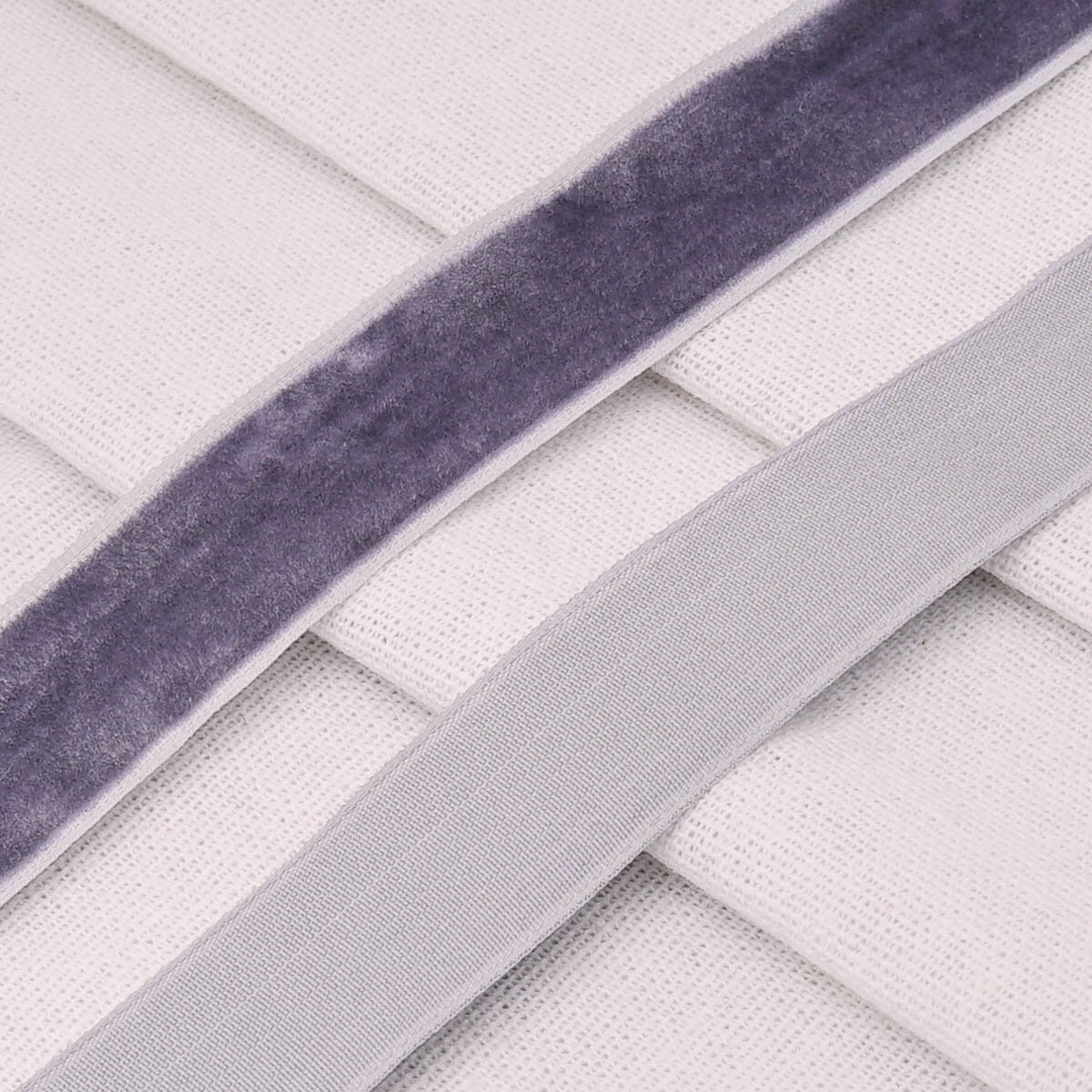 Лента бархатная для рукоделия, 2 см*32,9 м (189 серо-голубой), Айрис