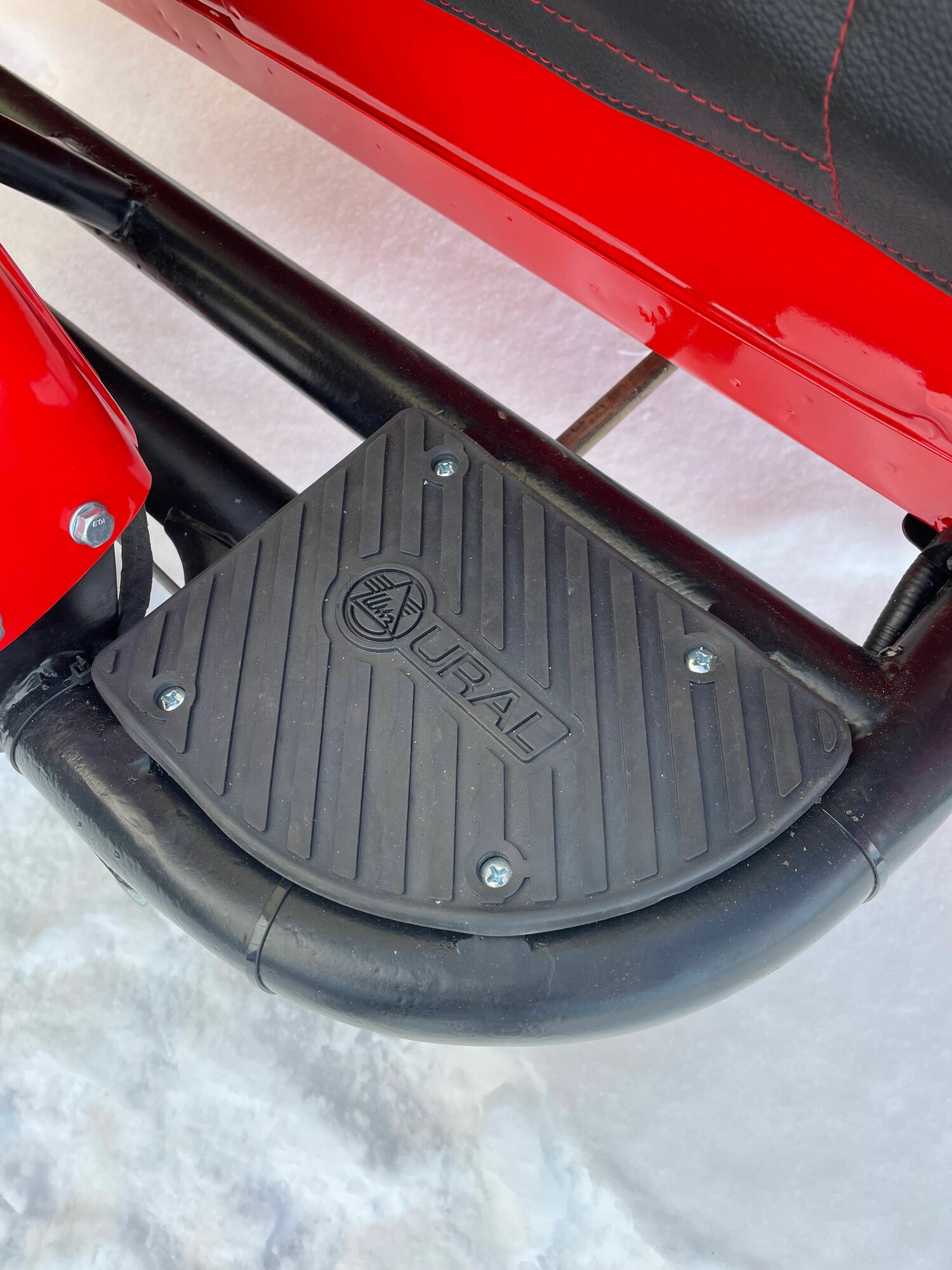 Опорная площадка коляски Урал (бокового прицепа)