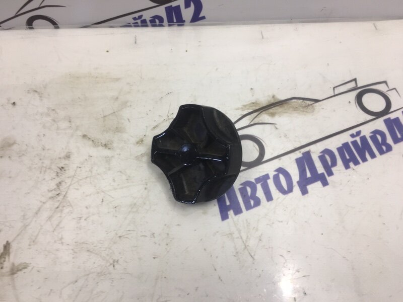 Б/У крепление запасного колеса Kia Spectra 2006 SD S6D 16618 Hyundai-KIA арт. 628512F000