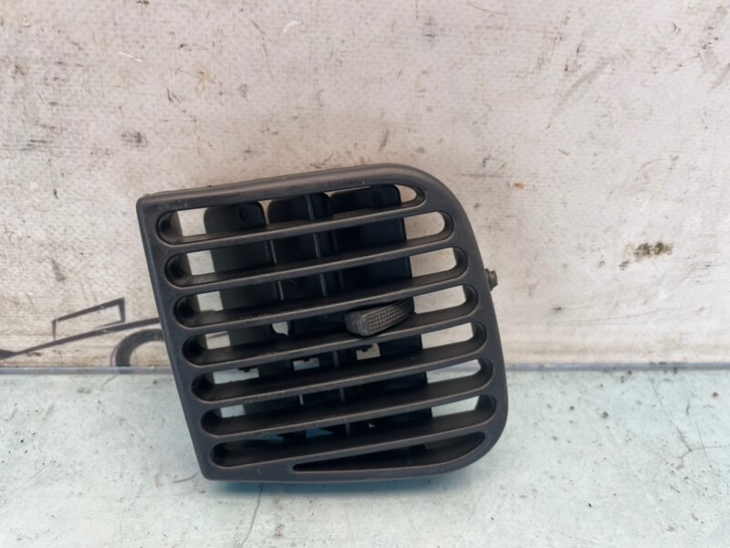 Б/У дефлектор отопителя Kia Spectra 2007 SD S6D Лев. 50382 Hyundai-KIA арт. 0K2N16492X, 0K2N303000