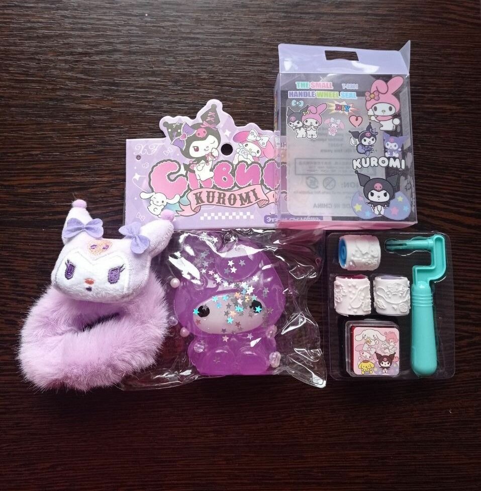 Набор для девочки подарочный. Резинка+сквиш+набор штампов+брелок в подарок.