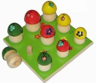 Развивающая игрушка Русский стиль Грибы на поляне, 9 штук (Р-45/787)