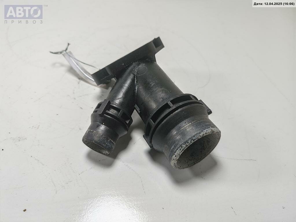 Фланец (тройник) системы охлаждения BMW 3 E46 (1998-2006)