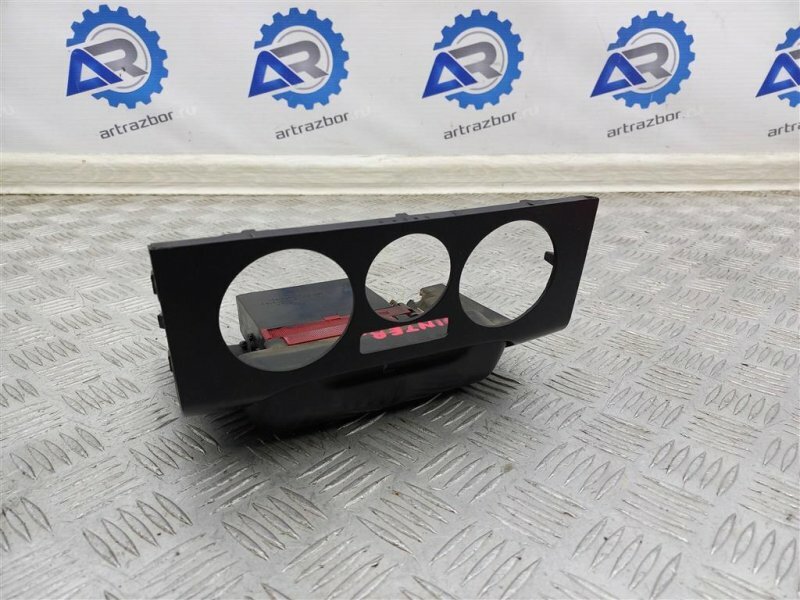 Б/У Пепельница Volkswagen Pointer / Фольксваген Поинтер 1.0 BJR 65Л.С. 2005