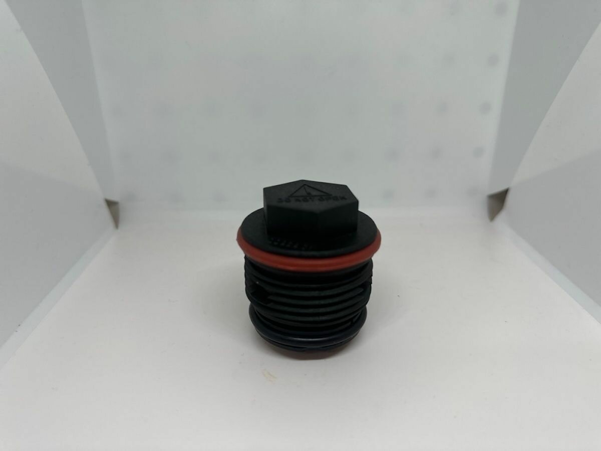 Крышка расширительного бачка SCANIA 4/5 series (скания 4 /5 серии)