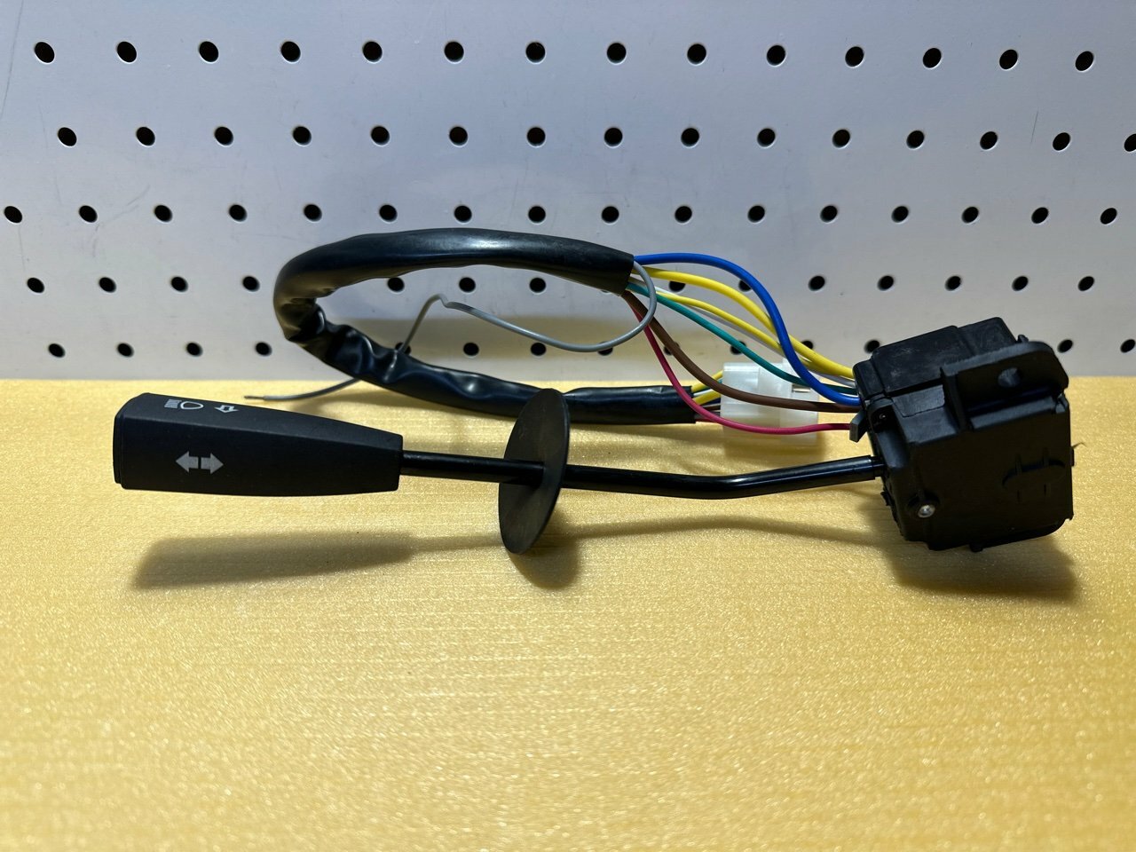 Переключатель поворотов подрулевой скания 112 142 2 серии (SCANIA)