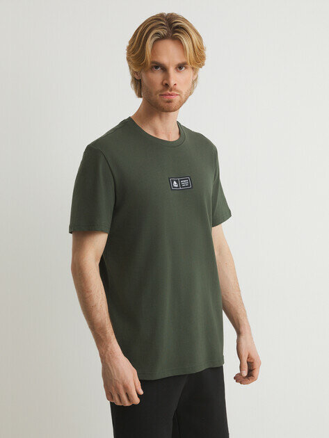 Футболка спортивная