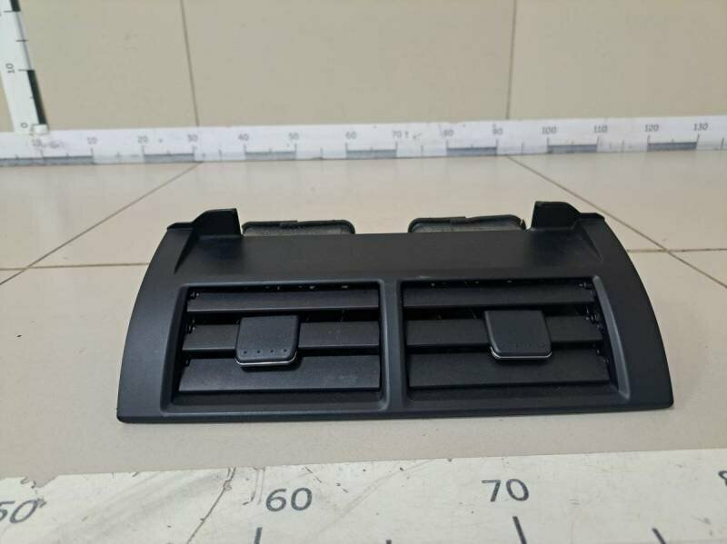 Дефлектор воздушный Toyota Camry V50 2011-2017