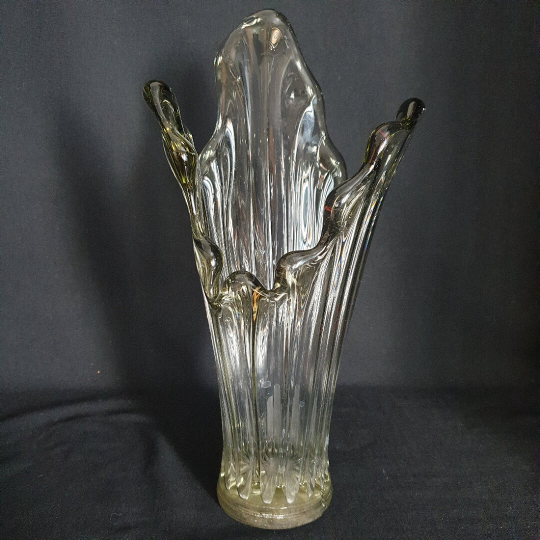 Ваза "Брызги шампанского 41", цветное гутное стекло зелёного оттенка, Орловский к-т Победа,1984 г, СССР