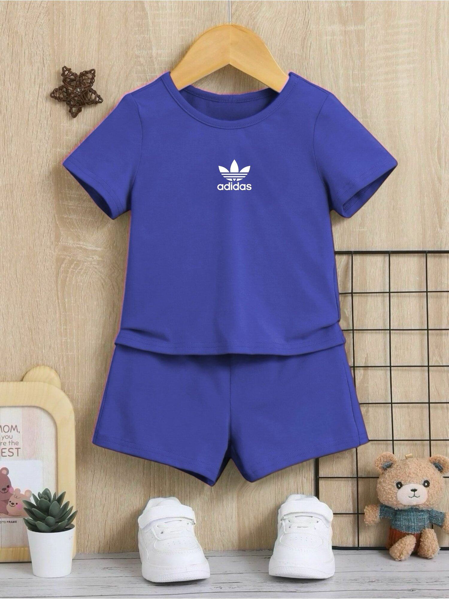 Костюм спортивный