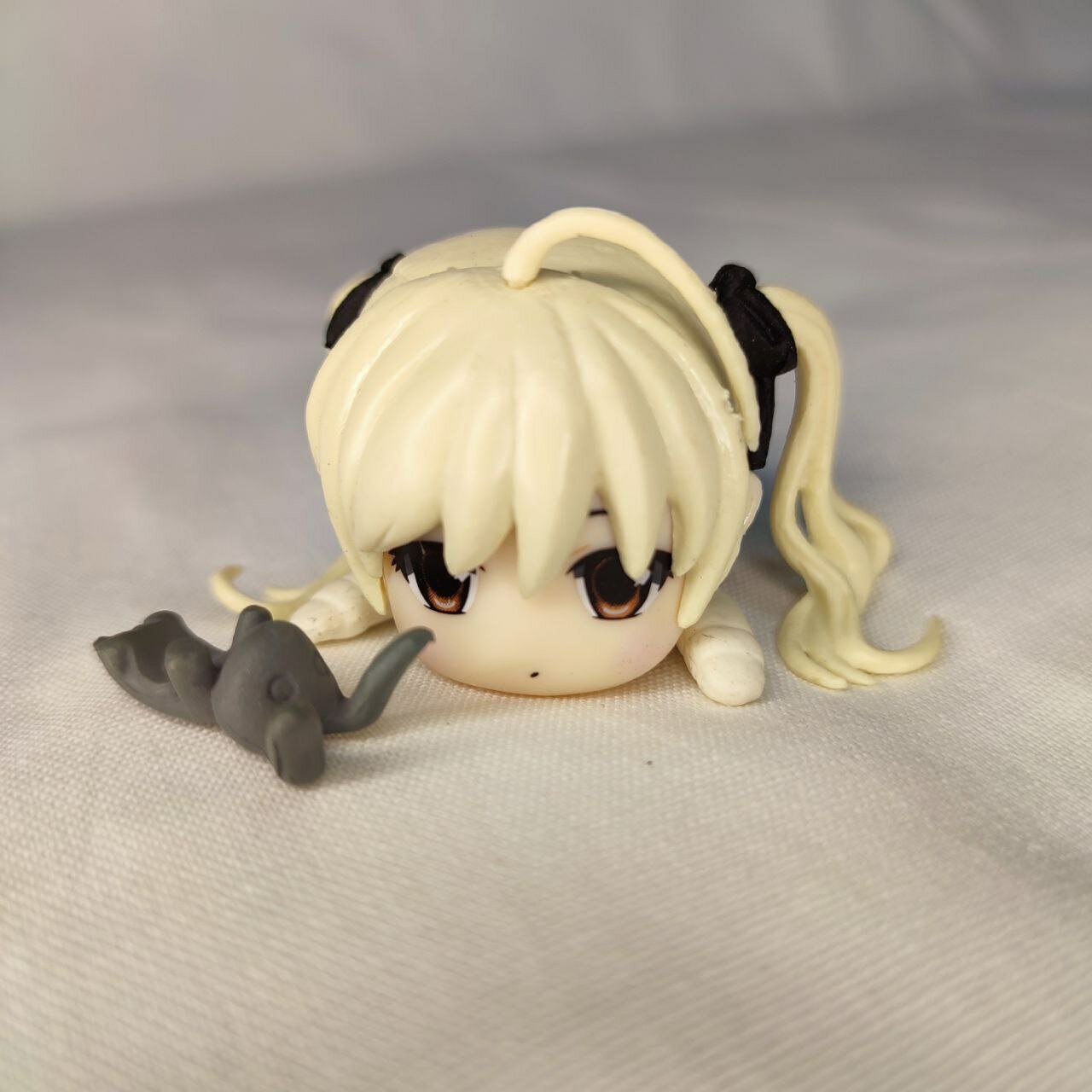 Фигурка Сора Касугано маленькая с зайцем "Связанные Небом" 8 см / "Yosuga No Sora" / Аниме