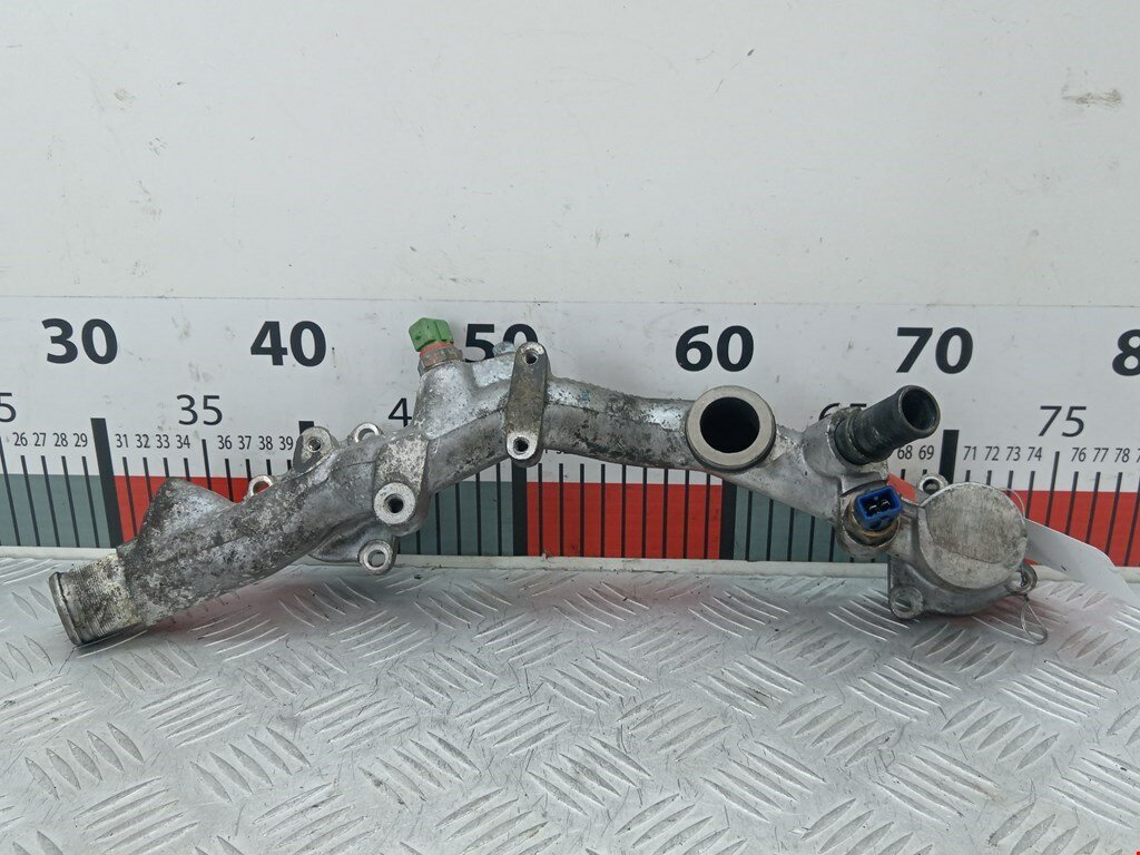 Фланец (штуцер системы охлаждения тройник) Renault Espace 3 9626957310 арт. 2046214