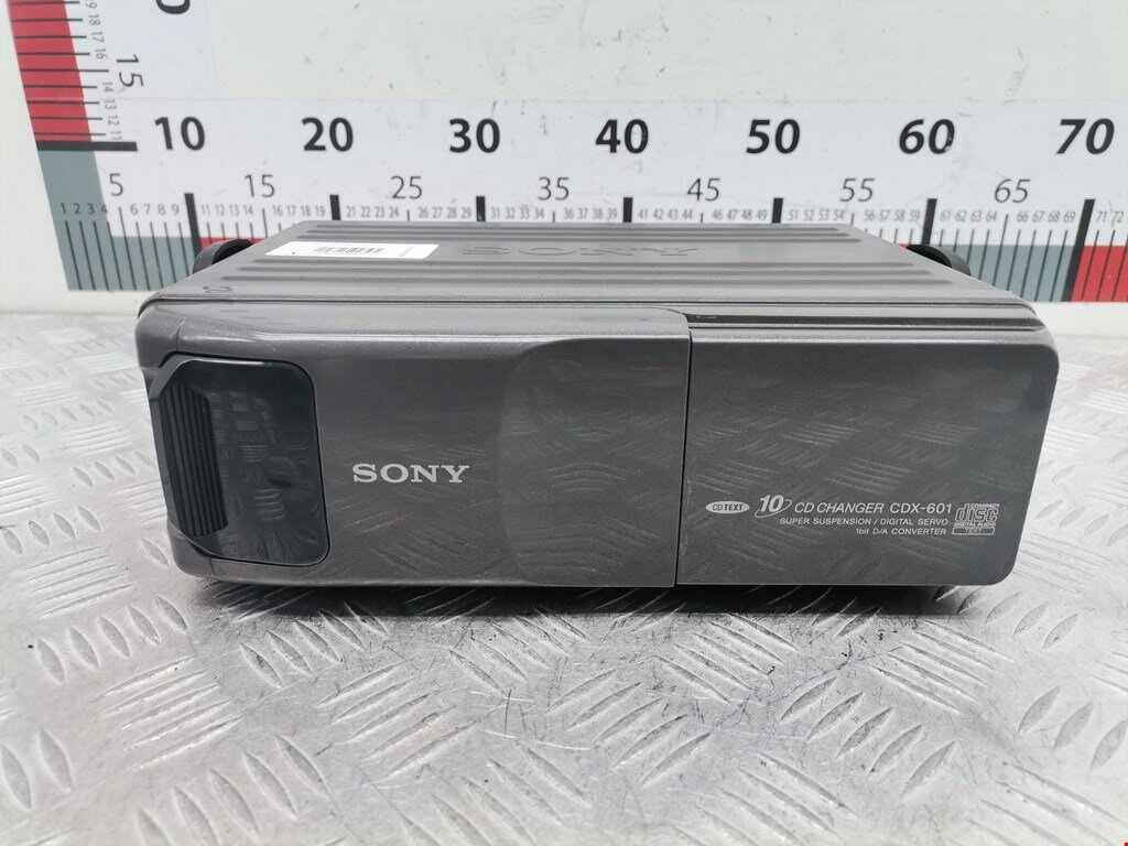 Чейнджер компакт дисков Mercedes Vito (W638) арт. 1974540