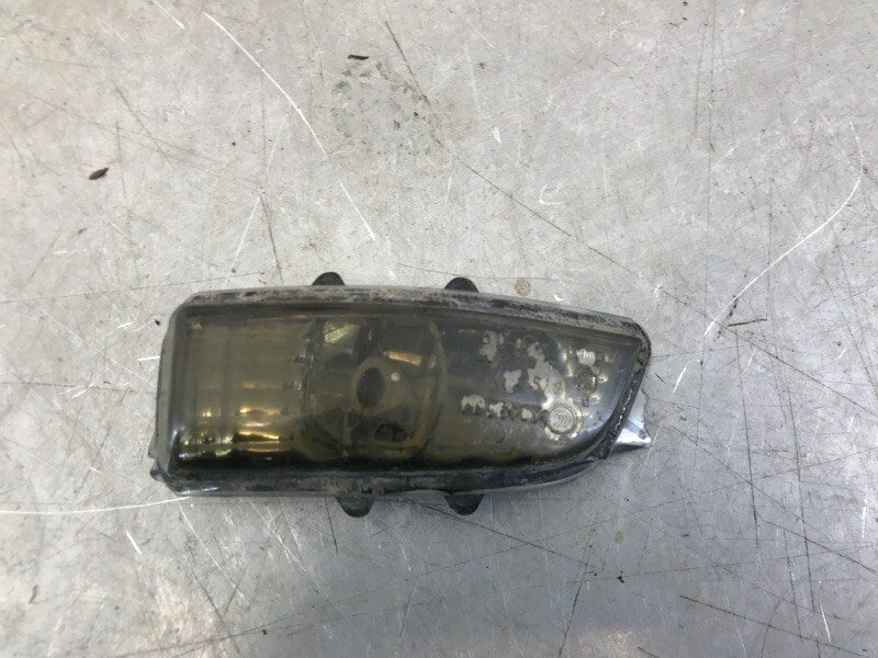 Указатель поворота Volvo c30 MK20 2006 лев. (б/у) 30716696