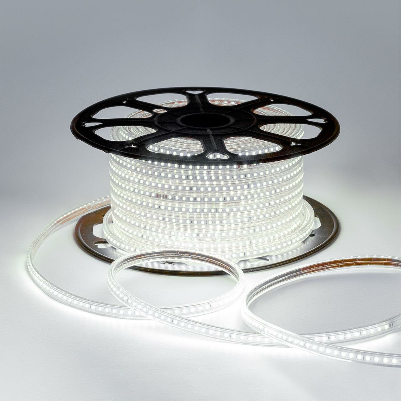 O17-08 Светодиодная лента 220В, 7Вт м, smd2835, 120д м, IP65, 600лм м, размер 13х7мм, 50м, д б, 4000