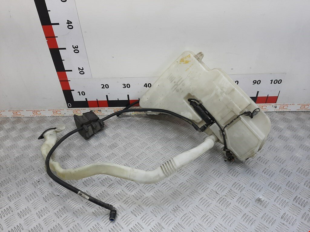 Бачок омывателя BMW 5-Series (F07/F10/F11/F18) 61667269669 арт. 705754