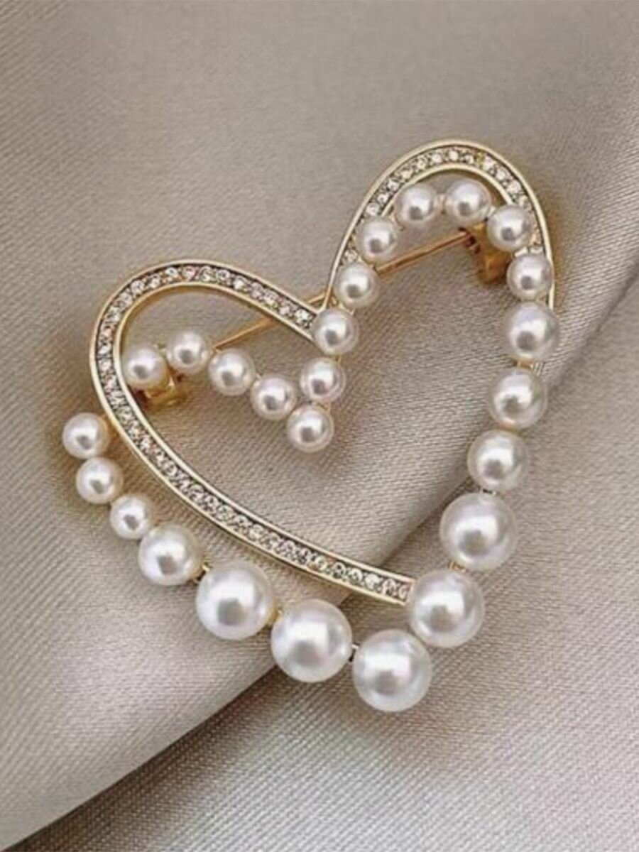 Брошь, стразы