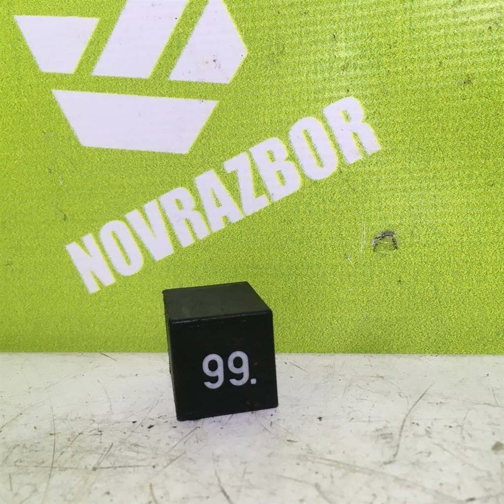 Реле VW Golf 3 Vento 91-97