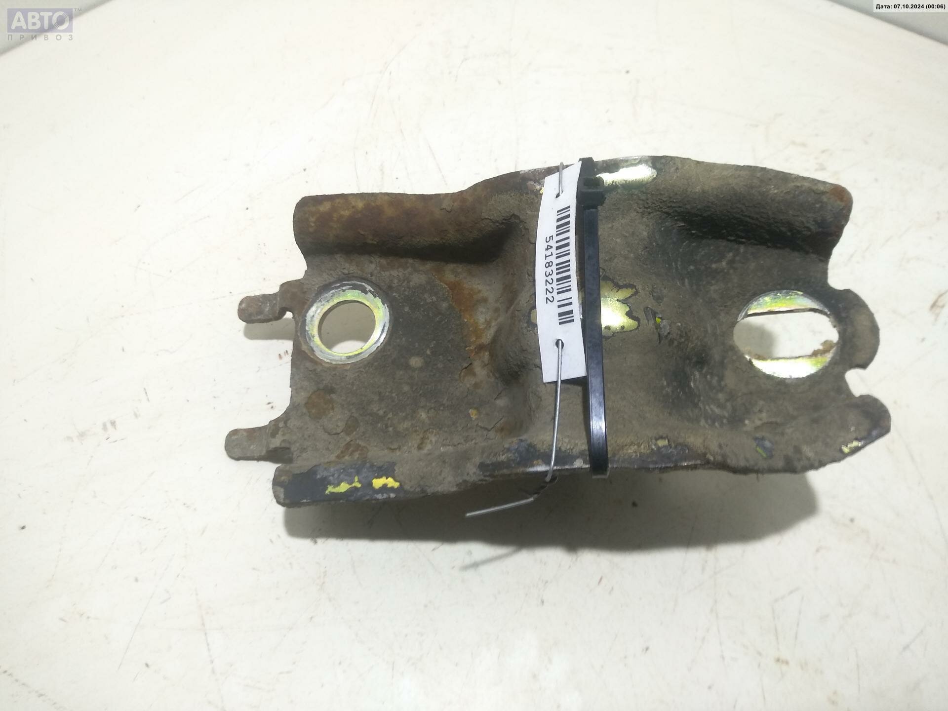 Крепление втулки стабилизатора переднего Peugeot 307