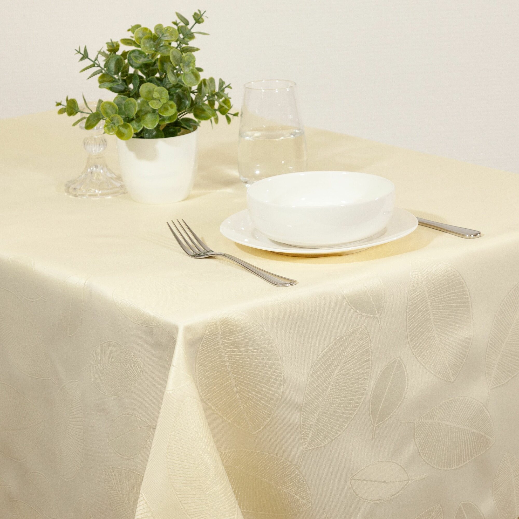 Скатерть 150х220 см тканевая прямоугольная Wellness