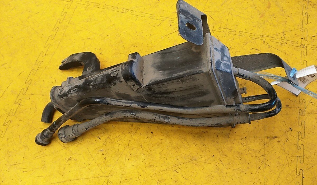 Абсорбер (фильтр угольный) A8 (D3,4E) Audi 4E0201803B