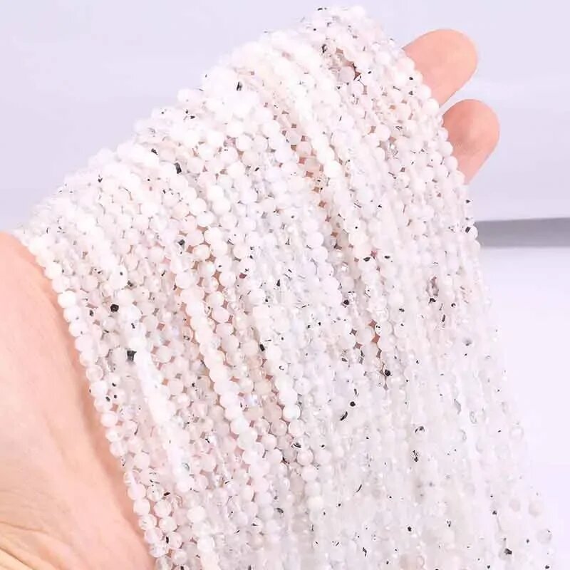 Бусины Cloud Quartz белые 2 мм, 38 см