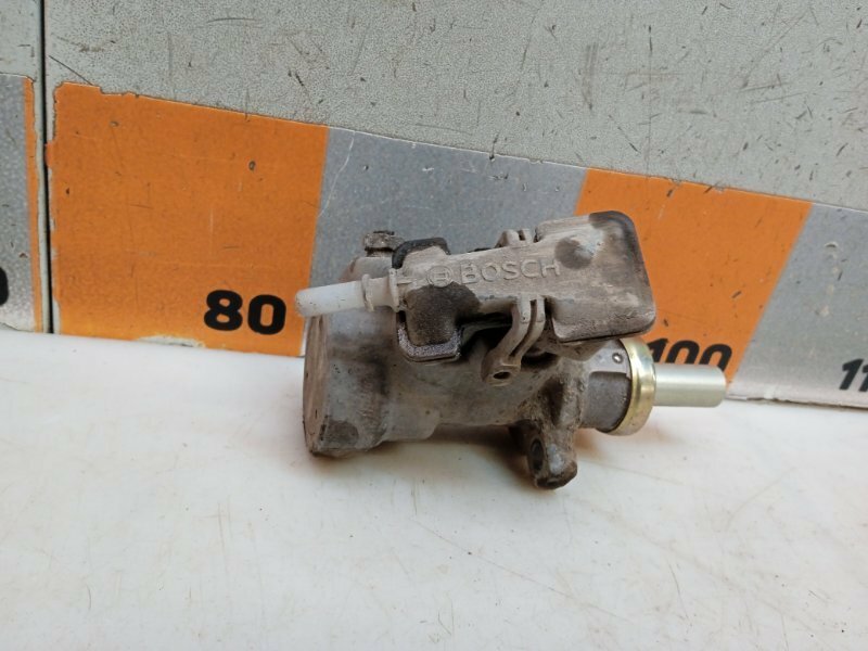 Б/У Цилиндр тормозной главный Ford Focus 2001 1 380209 FORD арт. 98AB2B507CA