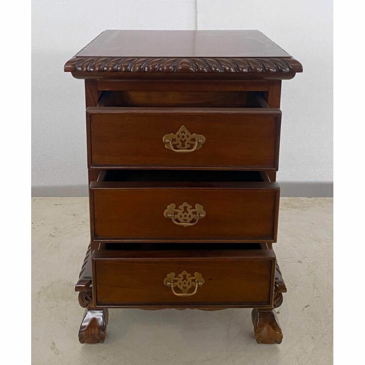 Прикроватная тумбочка BCD 182 Индонезия массив красного дерева 40х45х65 см