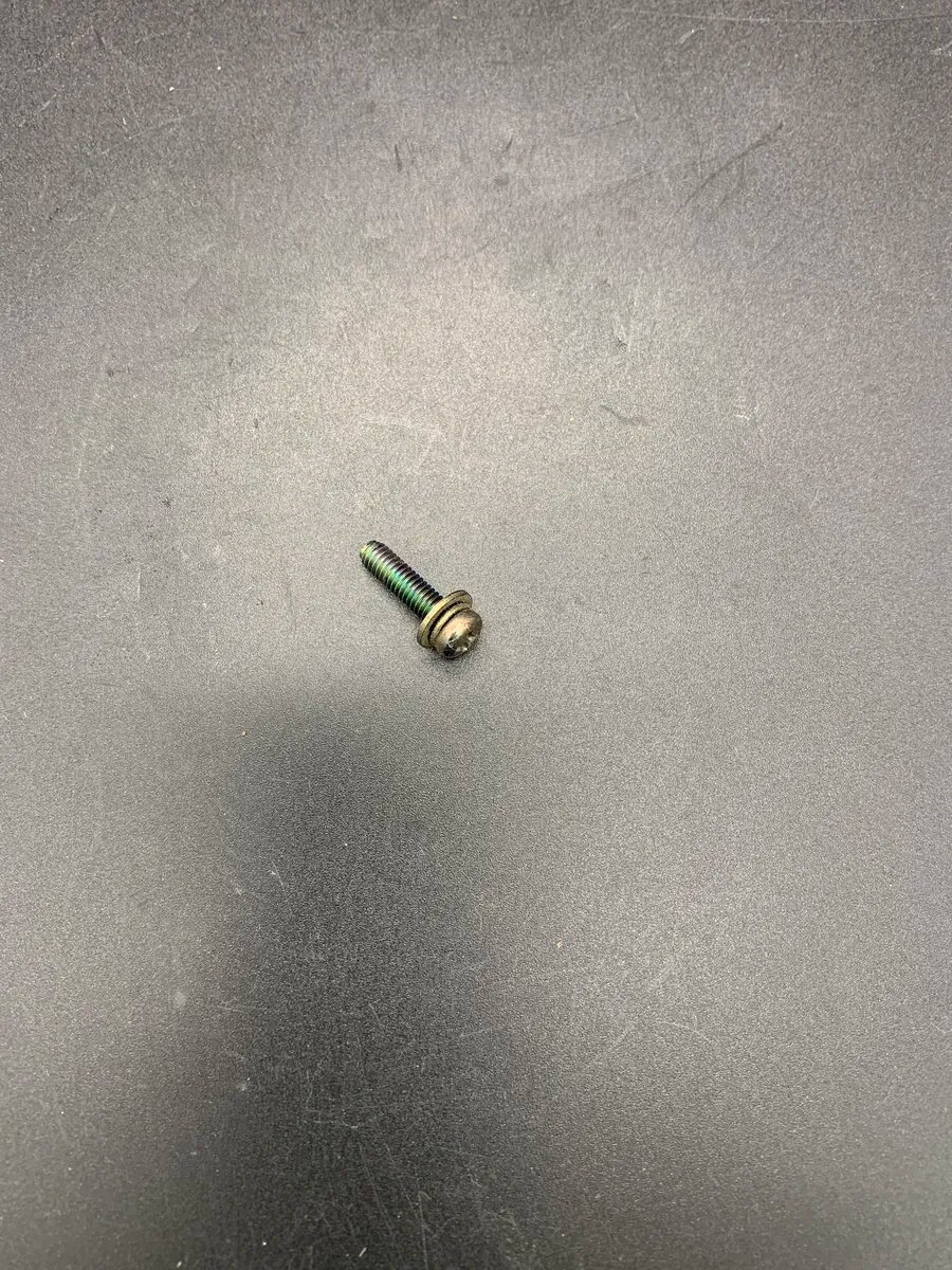 Болт 4*16 Контрактный Honda