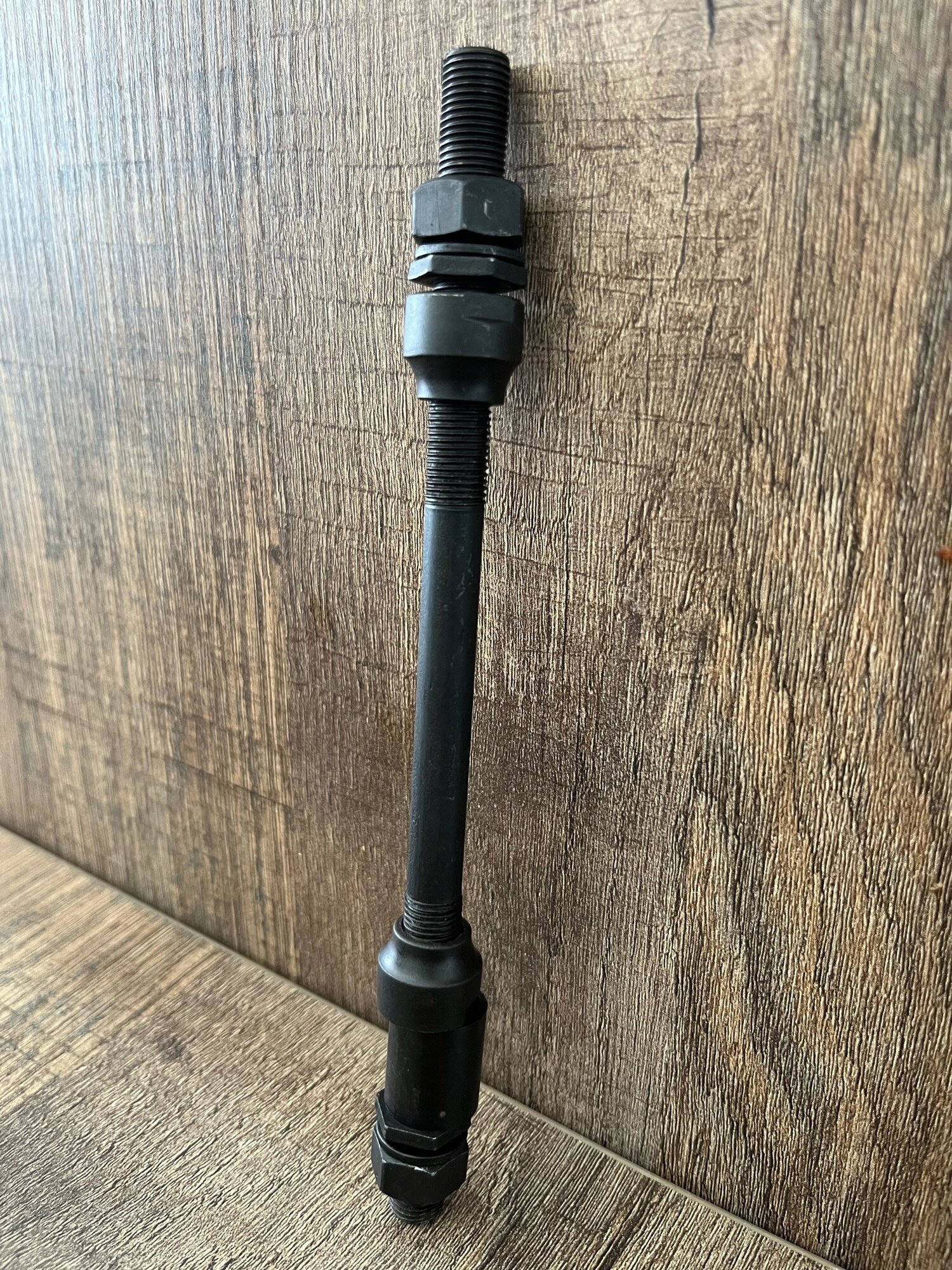 Ось втулки заднего колеса MTB, для спортивных, горных велосипедов, сталь