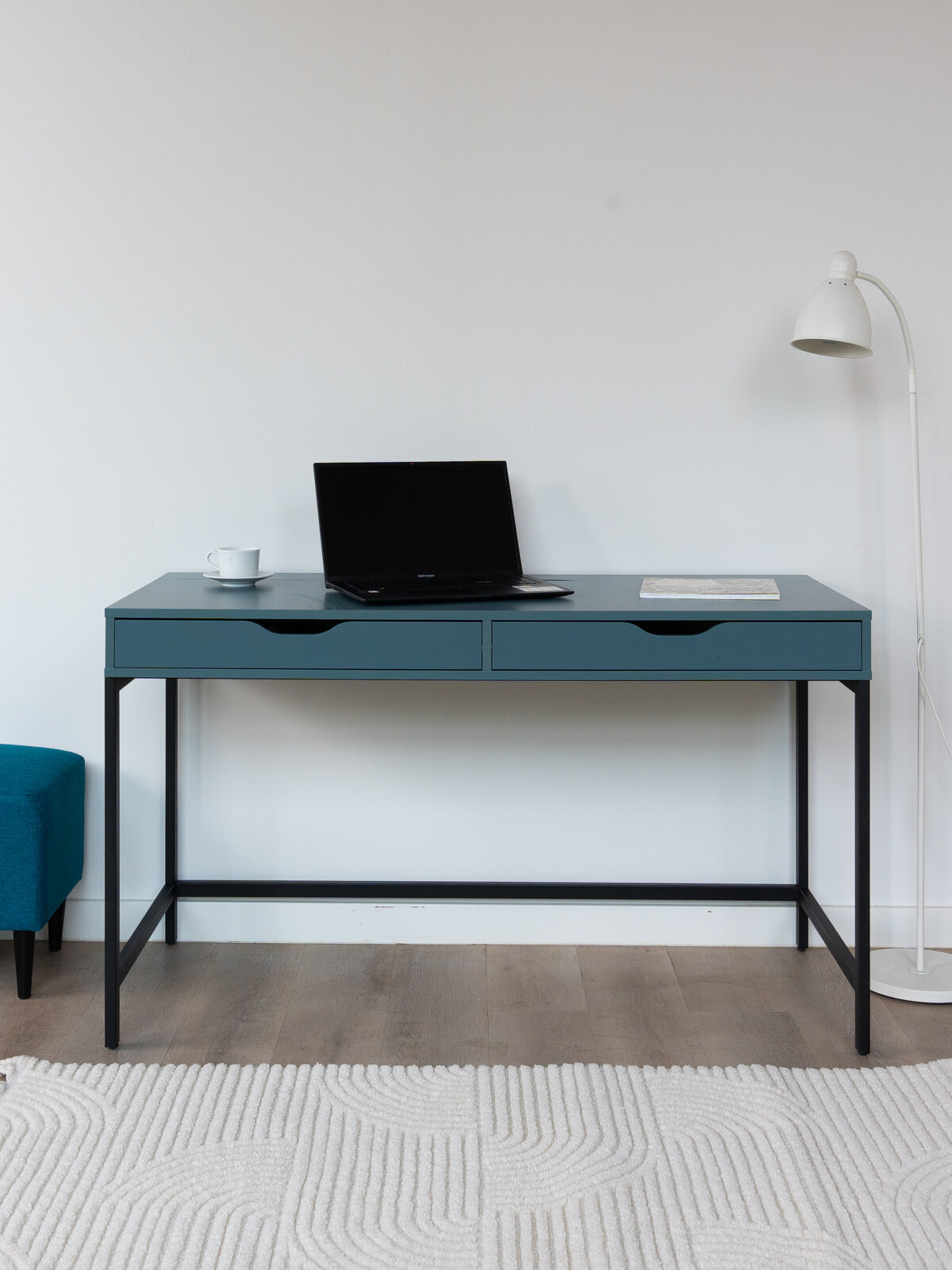 Стол письменный ГУД лакк Ингар с металлическими ножками, 132 х 58 х 76 см, серо-бирюзовый