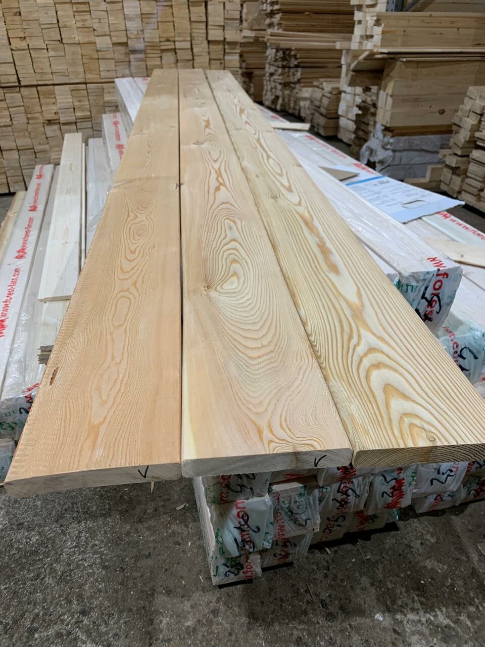 Планкен прямой из лиственницы сорт ВС 20х140х1000 / 3 штуки в упаковке
