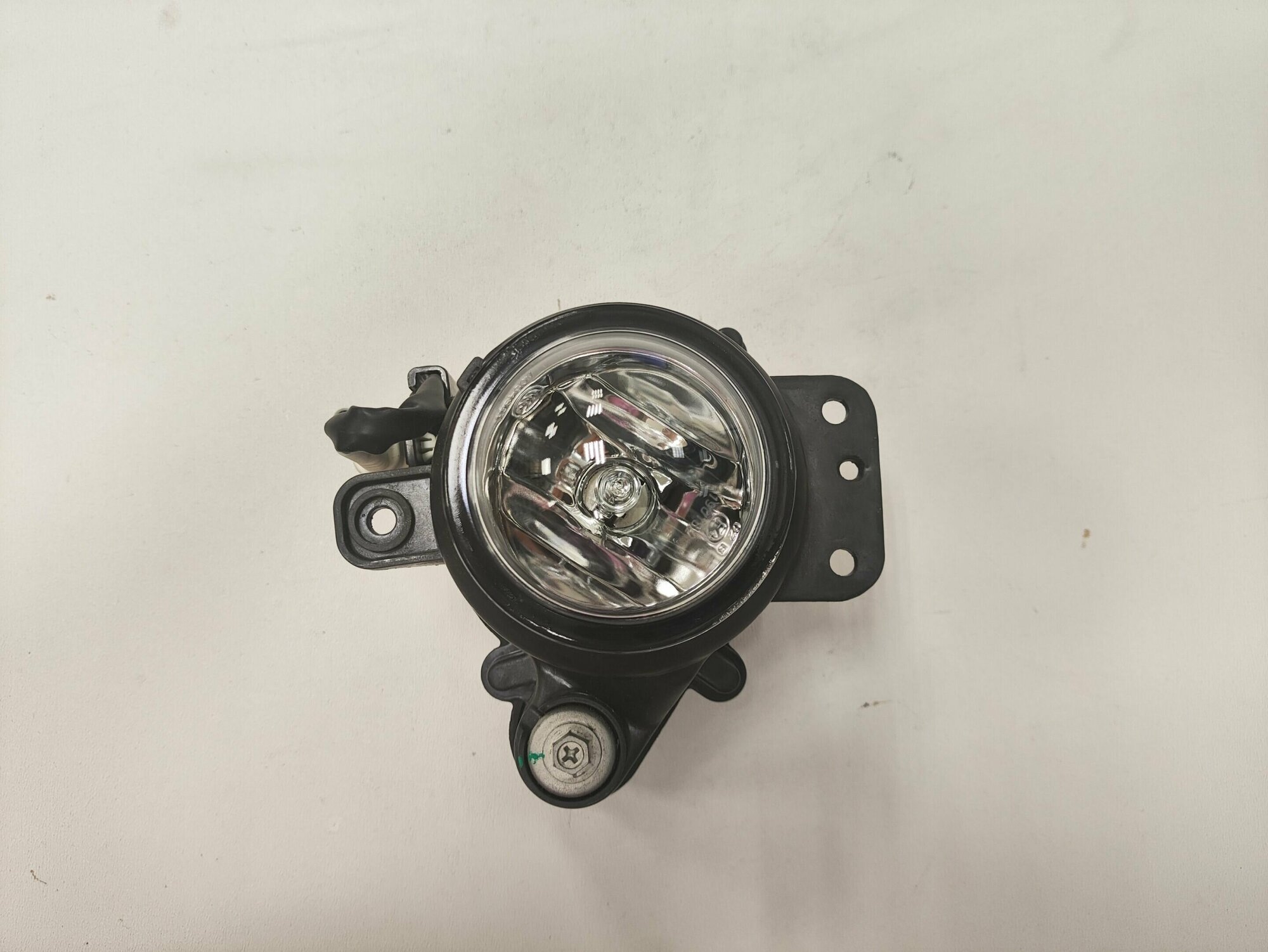 Фара противотуманная правая Faw Oley [1.5 16V 5MT хетчбэк] 3732020EM