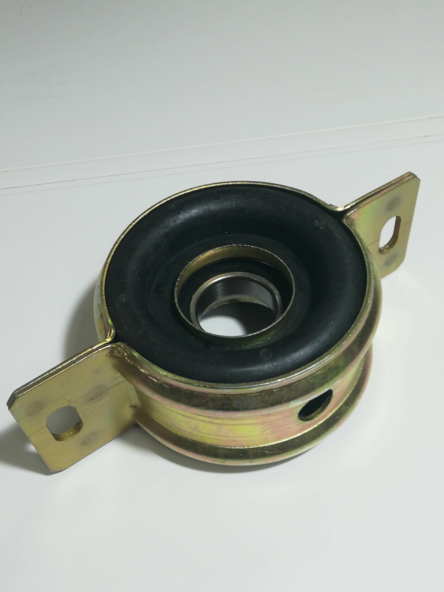 Опора промежуточная карданного вала Great Wall Wingle 5 [2.2 8V 5MT пикап 4X4] 9100770