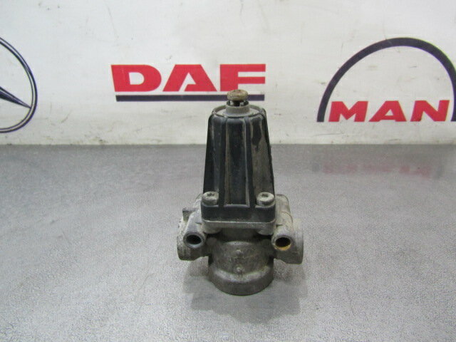 Клапан ограничения давления, 8,5±0,4 bar, WABCO, MAN TGX, TGS, TGA, TGM, TGL