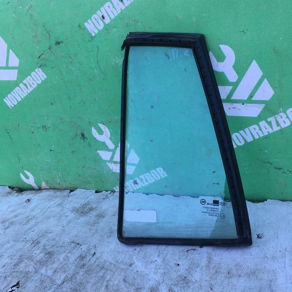 Стекло двери задней правой (форточка) Kia RIO 1 2000-2004