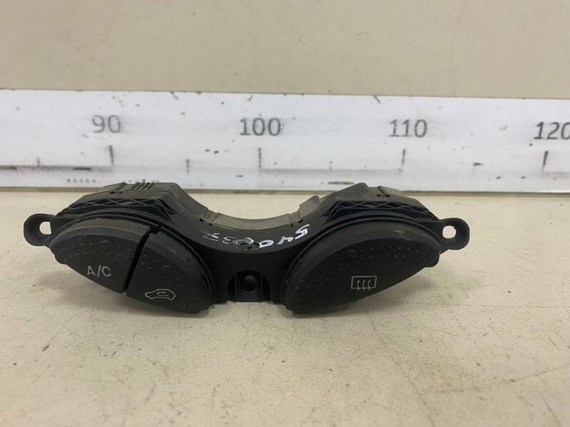 Блок кнопок Ford Focus 1 1998-2004 кат.номер: 1089013