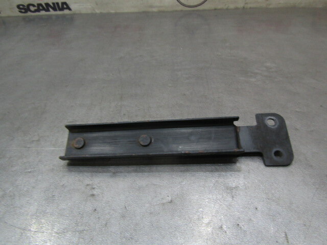 Кронштейн шумоизоляции двигателя боковой для а/м KAMAZ 5490